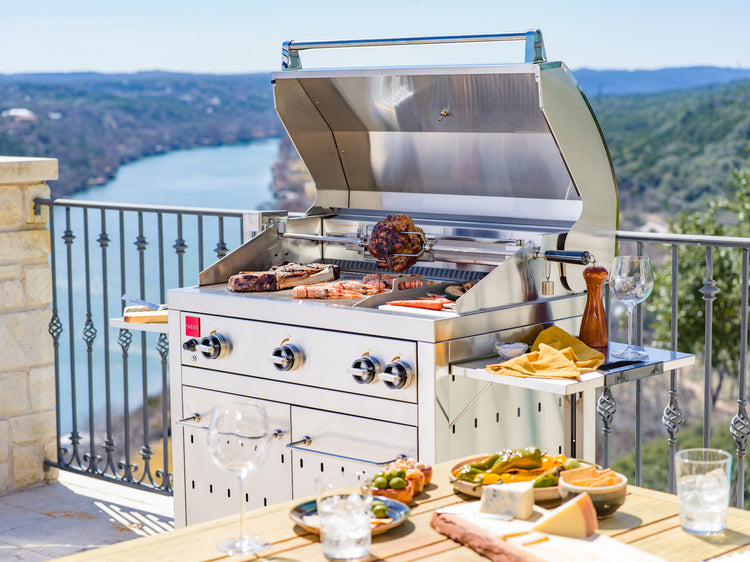 Upgrade Your Outdoor Cooking with Natural Gas & Propane Grills